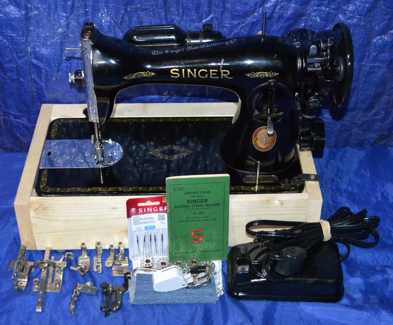 SINGER 15-91 GEAR DRIVE SEWING MACHINE SERVICED
