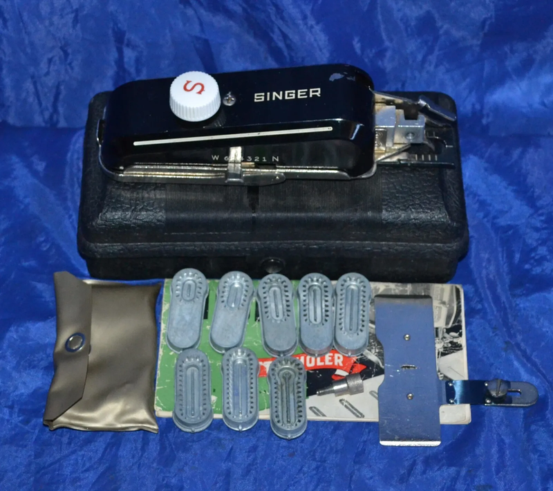 PROFESSIONAL BUTTONHOLER SINGER VERTICAL