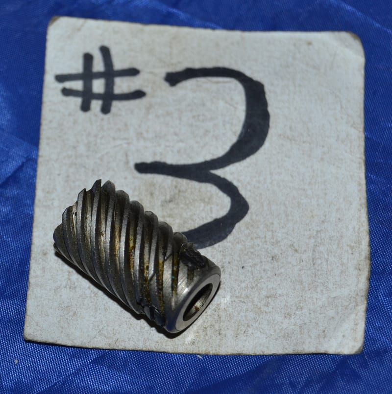 WORM GEAR SINGER 15-91 SEWING MACHINE