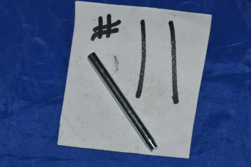 SPOOL PIN SINGER 28/128 SEWING MACHINE NEW