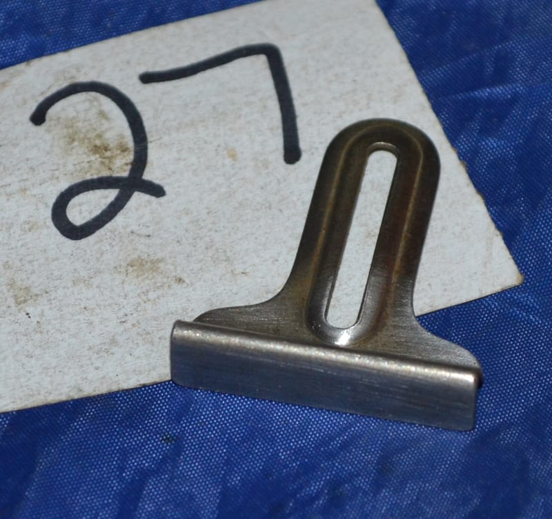 CLOTH GUIDE SINGER MODEL 20 CHILDS TOY SEWING MACHINE ORIGINAL USED