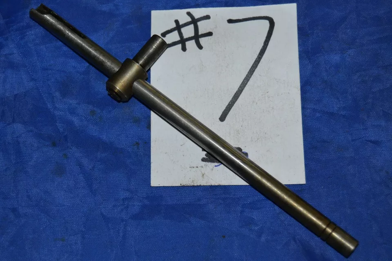 NEEDLE SHAFT SINGER 293B SEWING MACHINE