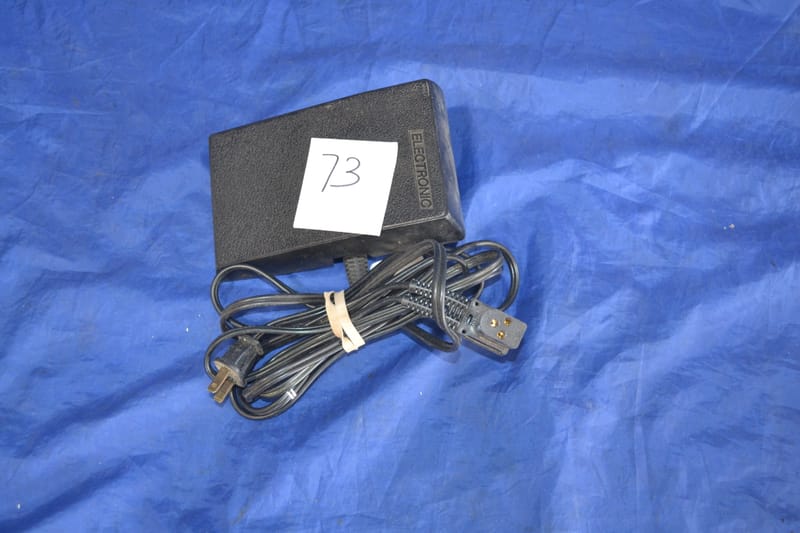 FOOT CONTROL SINGER 247 SEWING MACHINE