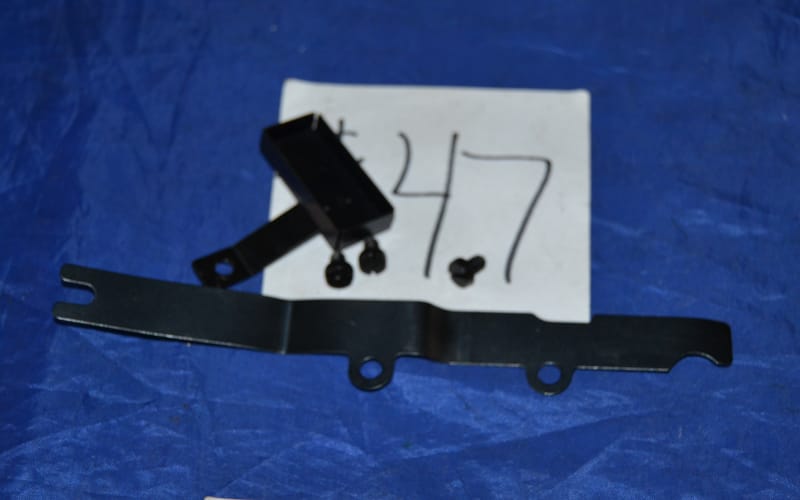 BERNINA 830 RECORD SEWING MACHINE