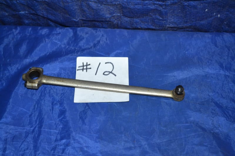 MAIN SHAFT DRESSMAKER MODEL KNS ZIGZAG SEWING MACHINE