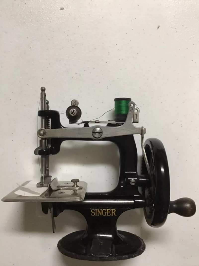 Singer 20 Early Model 1915 Powder Coat Finish Restored
