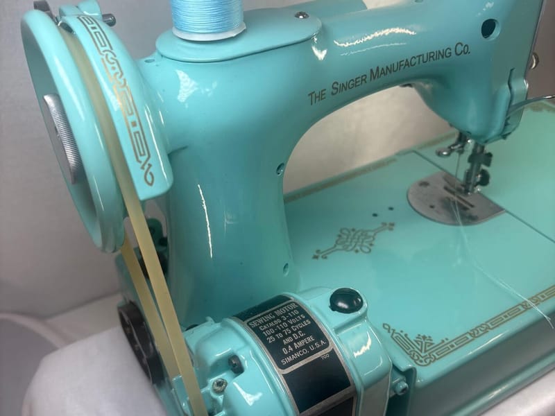 Singer Featherweight Vintage