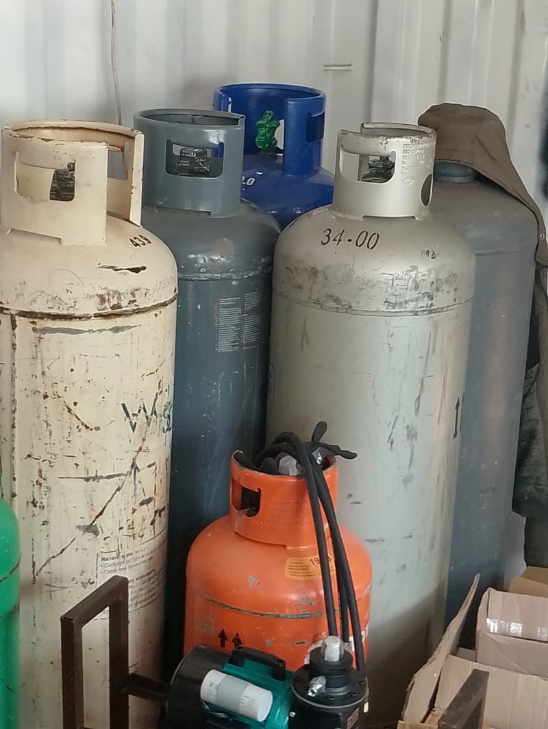 Bulk 48kg empty cylinders - Mascom Trading