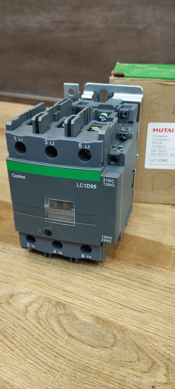 265 A contactor -CJX-F 265, 3 POLE - United Engineering Solutions