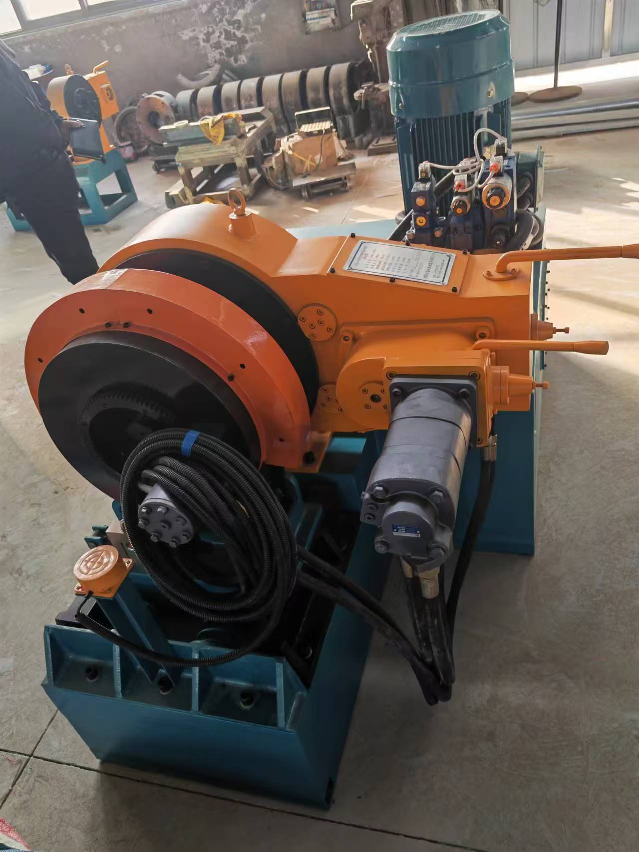 Bucking unit/machine