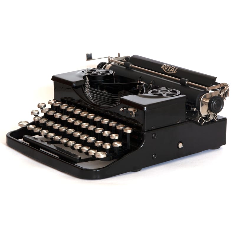 Princess 300 - Portable Typewriter with case Made in Germany