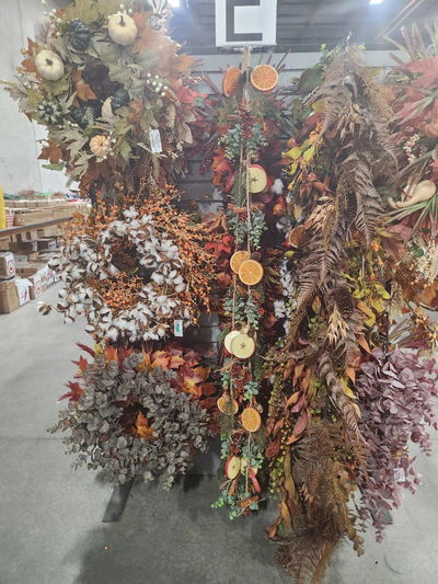 PRODUCT PREVIEW Of ITEMS IN SALE - DECOR & CRAFT warehouse sale