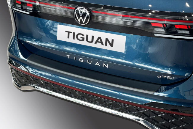Volkswagen Tiguan Allspace 4x4 Rearguards Rear Bumper Protector
