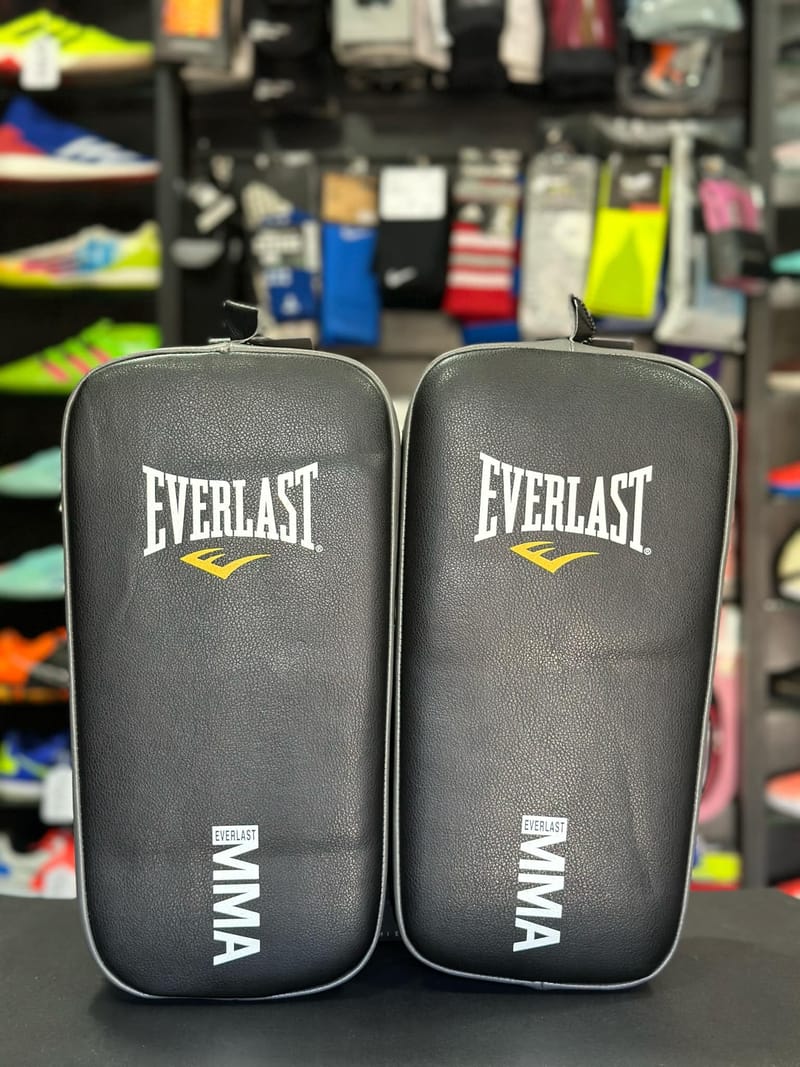 EVERLAST MMA MUAY THAI PADS - Solodeportes Quiché