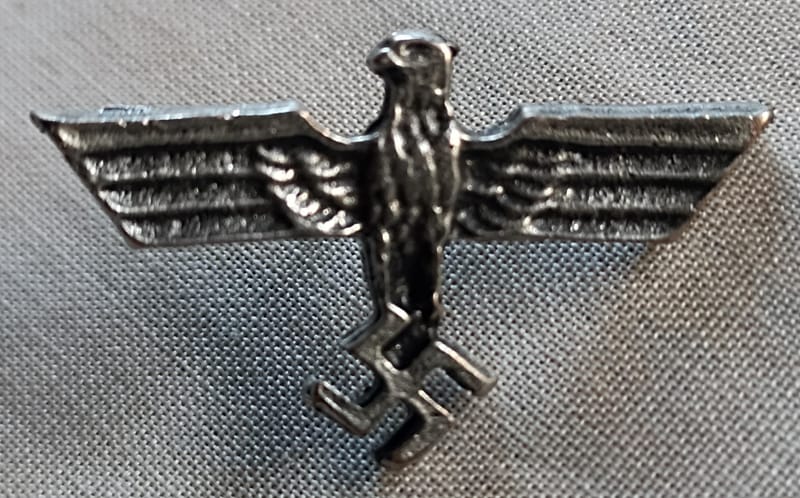 Pin águila esvástica nazi (III Reich Hitler- Nazi- Alemania) WWII - ATTICAE