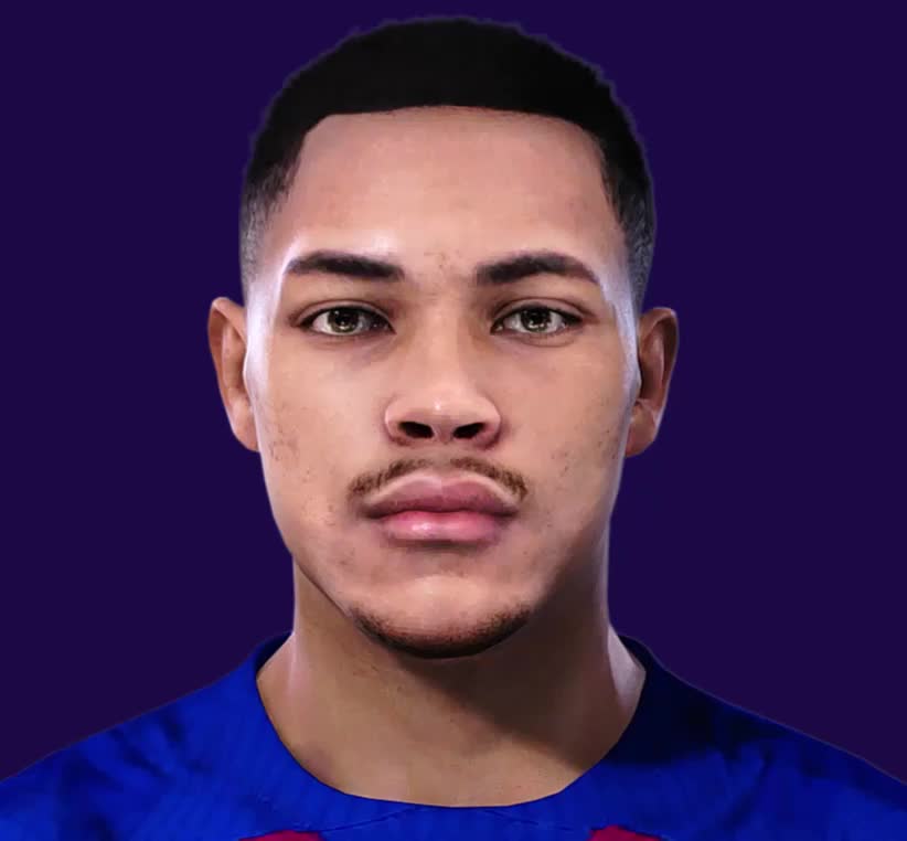 Vitor Roque face pes