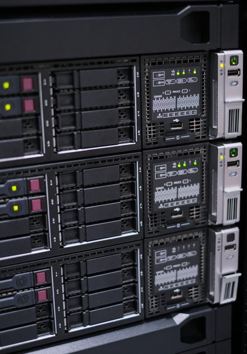 Removable 2.5″ Enclosures - Beyond Tech