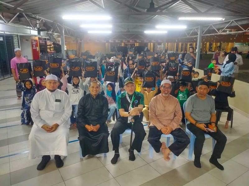 689) AKTIVITI | MAJLIS BANTUAN PROGRAM BACK TO SCHOOL SURAU DARULSSALAM ...