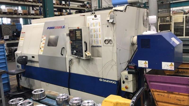 Doosan Daewoo Puma 2500LSY lathe