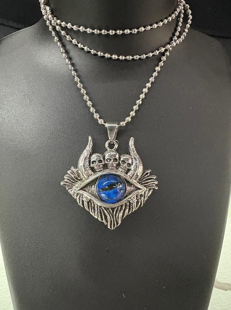 Colier Pandativ Demon evil eyes Pendant Vintage Blue Skull
