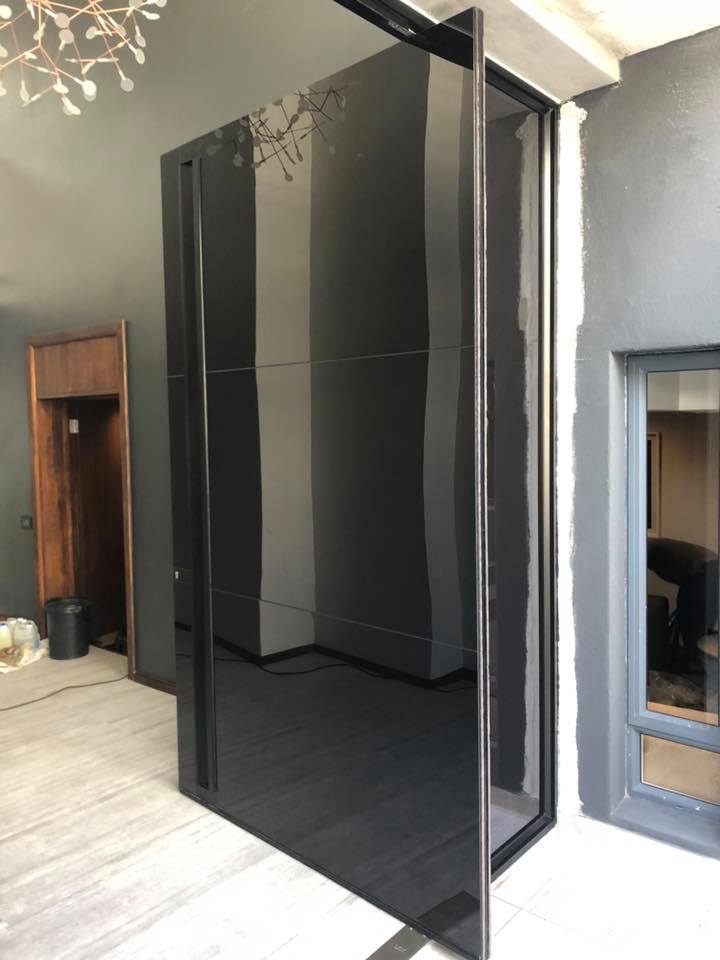 Pivot Door with Glass Cladding - Alu Supreme