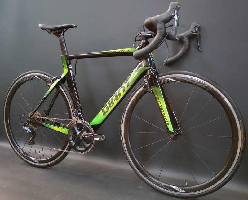 Giant Propel Advanced 1 Carbon Fibre Aero Road Bike (Ultegra R8000) (Medium) - Jupiter Cycles