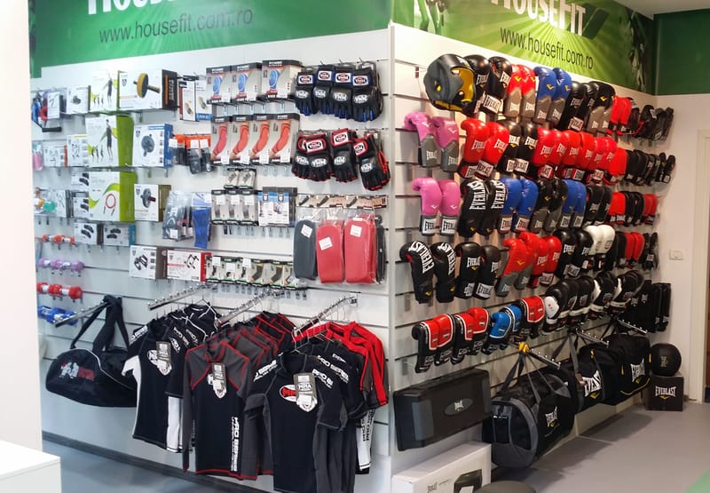 Profil omega tip slatwall din aluminiu