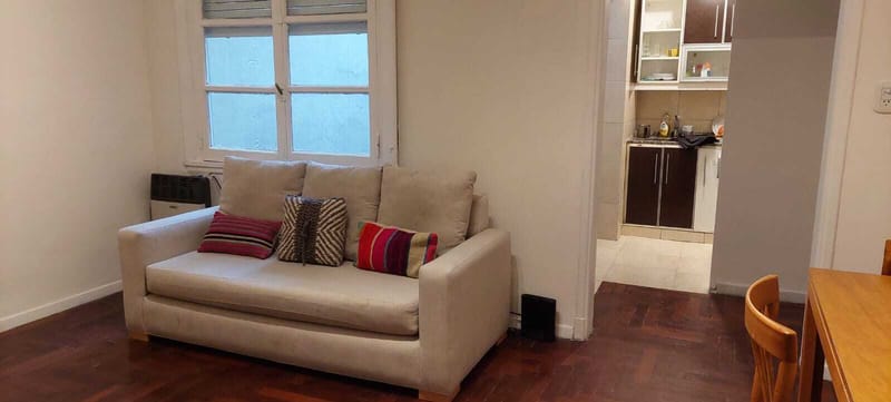 Ramon Falcon 1600, dos ambientes, Flores