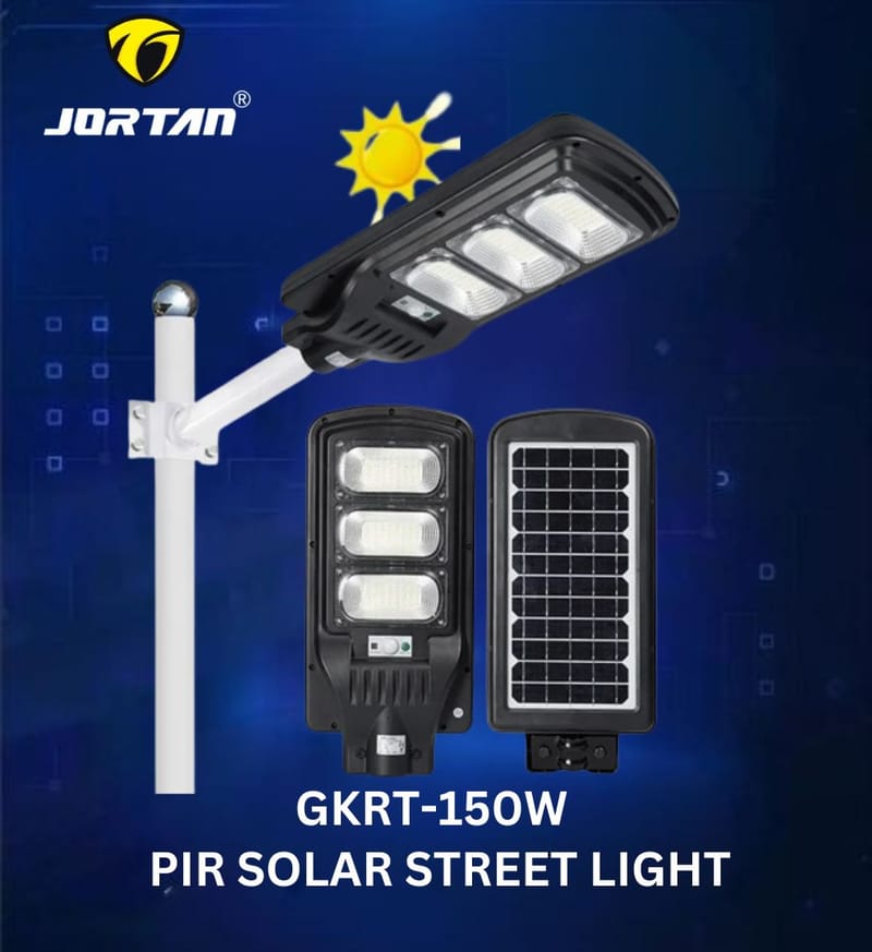 ZJTZ-1200W SOLAR STREET LIGHT - JORTAN UAE