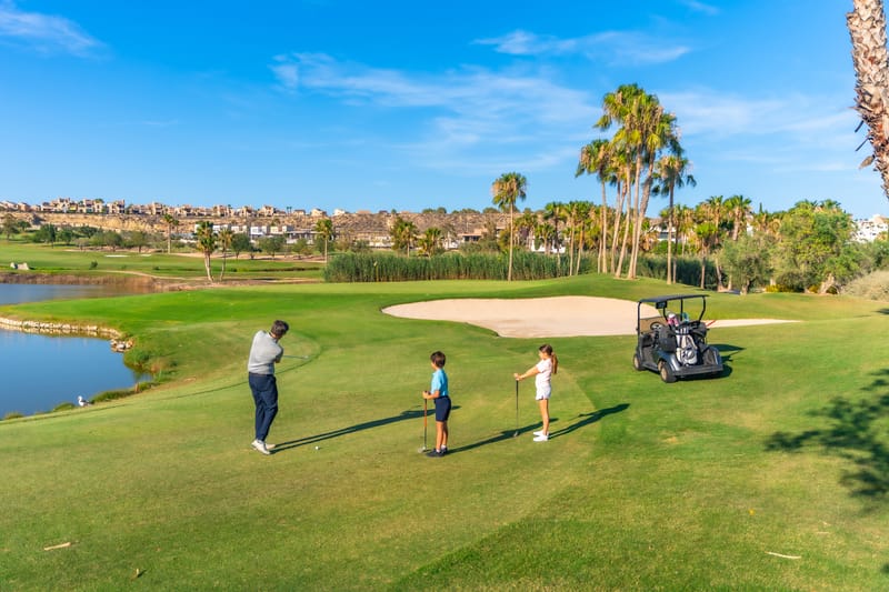 First Golf Lesson for Kids- My Approach - ALBATROSS GOLF CLUB