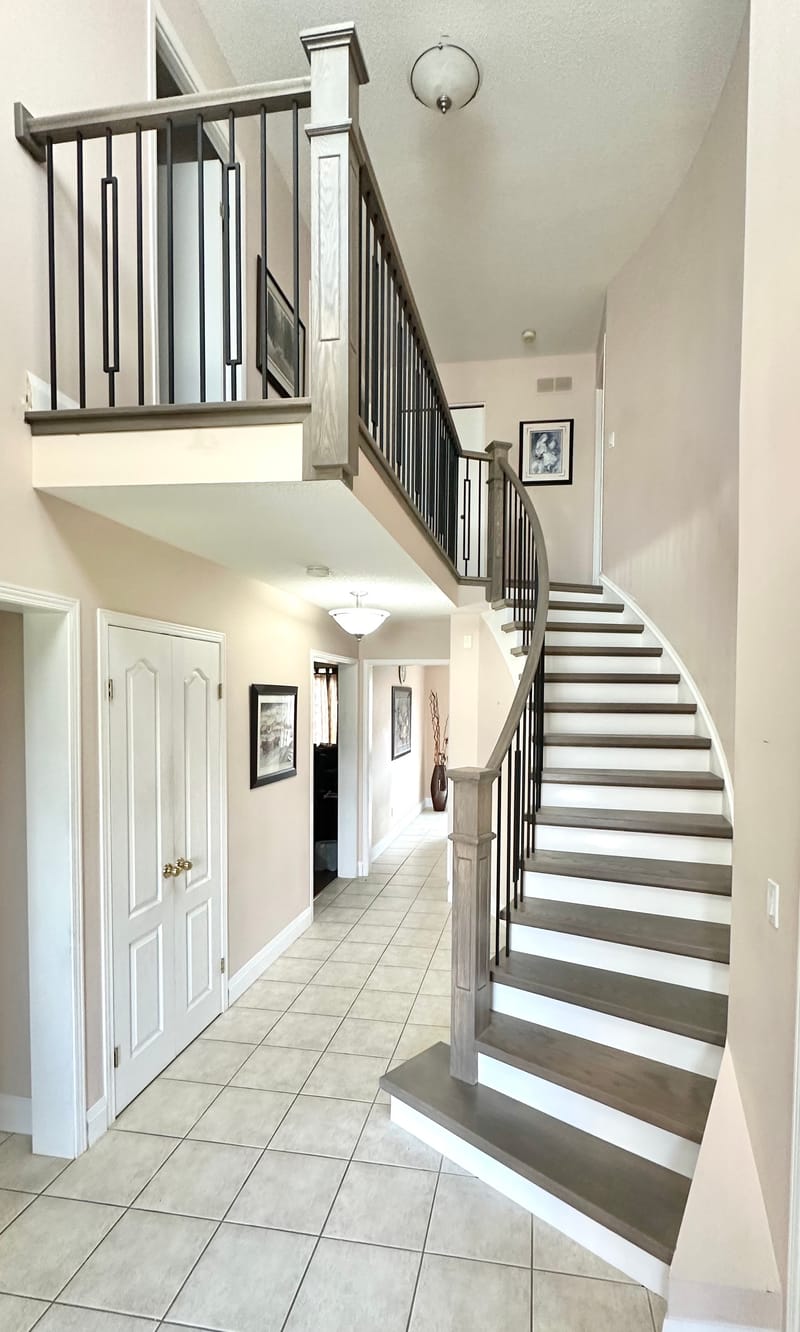 Step Up Stairs & Railing - Tailor-made Stairway Creations