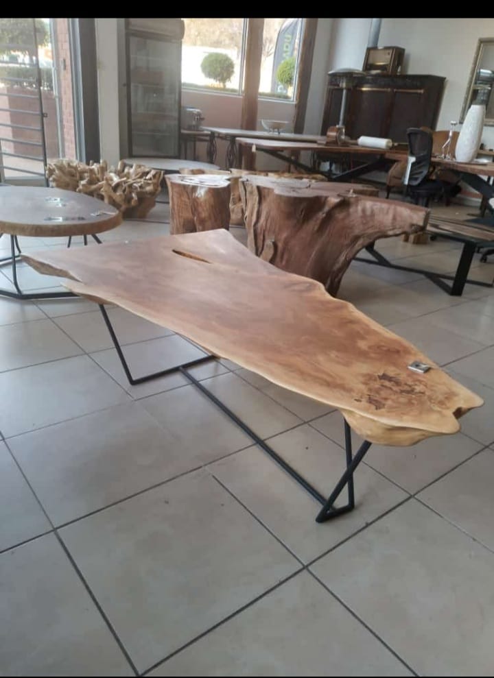 Large Slab with Live Edge Dining or Braai Outdoor Table - Oldunnu