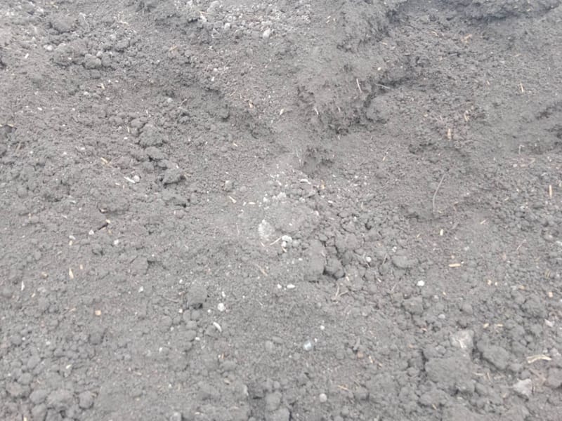 25L screen soil in bag - Home&Gardens